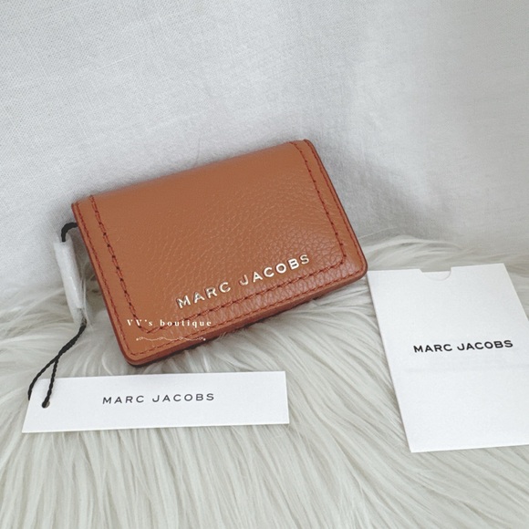 Marc Jacobs | Accessories | Nwt Marc Jacobs The Groove Business Card ...